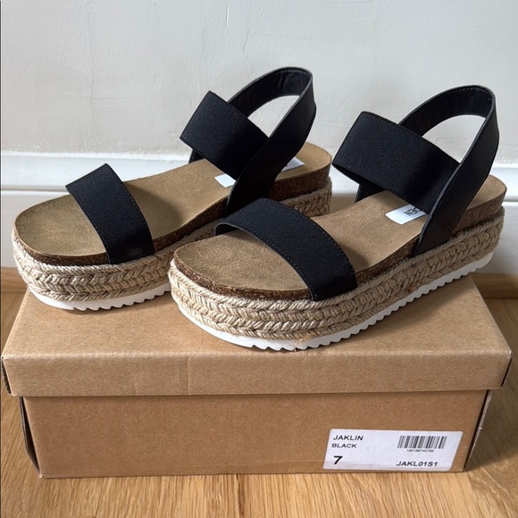 Amazing Steve Madden Jaklin Sandals Gallery